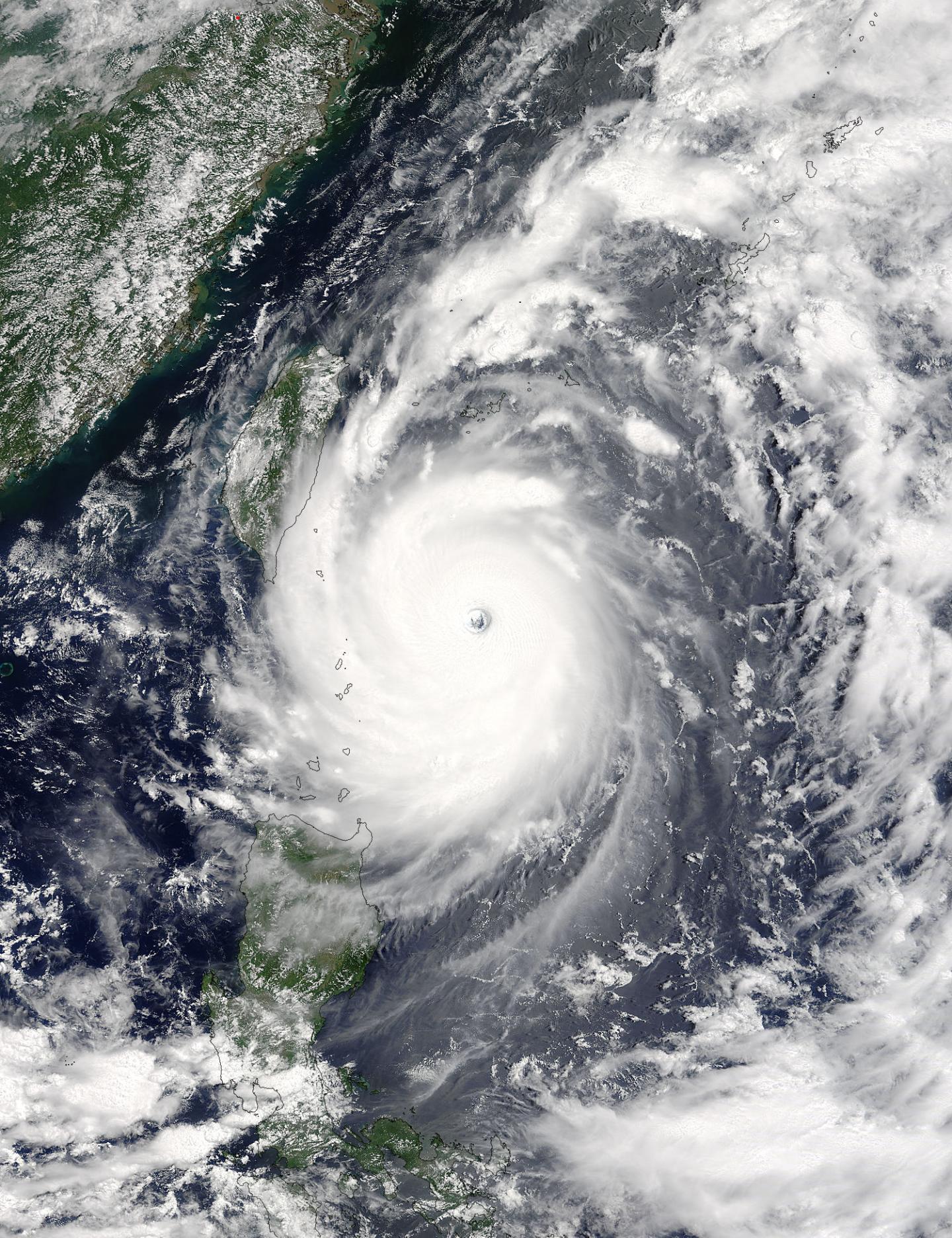 NASA sees Super Typhoon Nepartak approaching Taiwan | (e) Science News